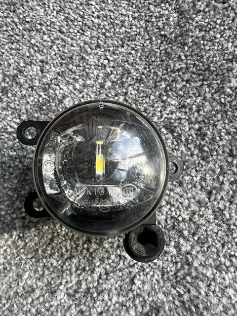 FOCUS MK4 LED vorne rechts mit adaptiver Beleuchtung NEBELSCHEINWERFER ...