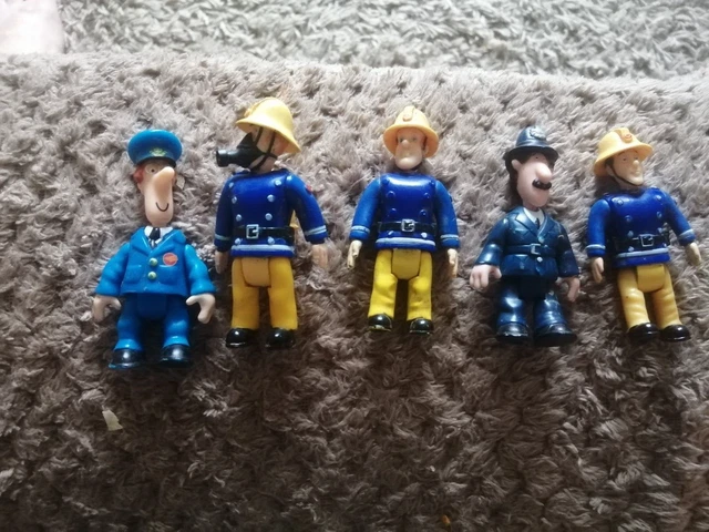 FIREMAN SAM POSTMAN pat figures used £10.00 - PicClick UK
