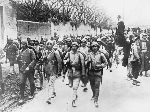 TURKISH SOLDIERS ON The March Near Smyrna, Turkish War 1922 Old Photo £ ...