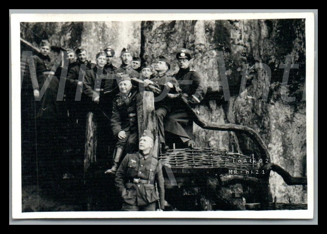 PHOTO, WW2, WEHRMACHT, visite d'un château en ruines, Werenfels ...