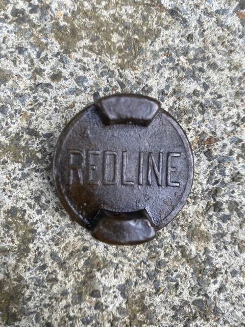 VINTAGE REDLINE GAS Petrol Oil Can Tin Brass Lid Cap £29.99 - PicClick UK