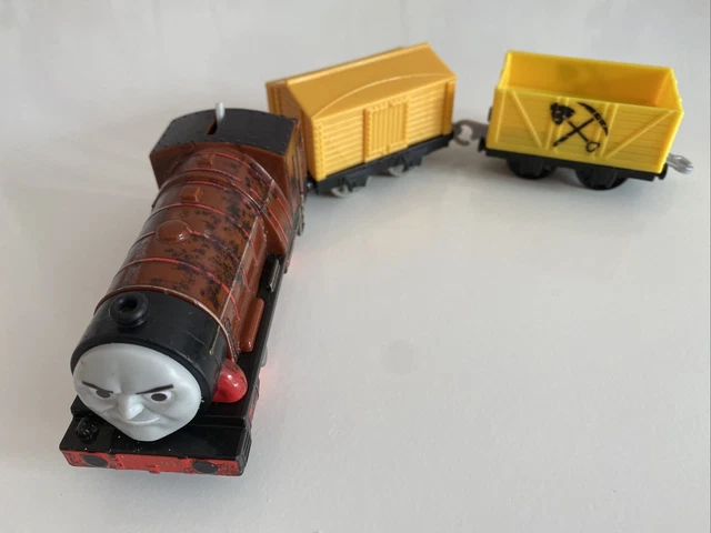 TRACKMASTER REVOLUTION THOMAS the tank engine battery train hurricane ...