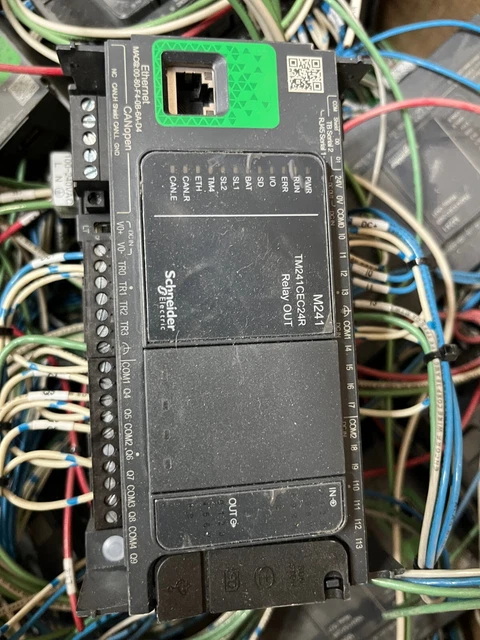 SCHNEIDER ELECTRIC TM241C24R Programmable Logic Controller $175.00 ...