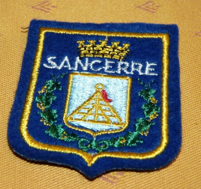 ANCIEN ÉCUSSON THERMOCOLLANT en feutre brodé blason Sancerre bleu Vintage Patch EUR 5,00 ...
