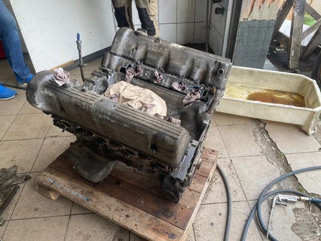 MERCEDES BENZ M117.962 Motor / Engine (W107 500SL) EUR 2.600,00 ...