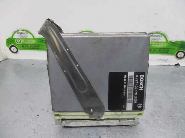 92251486 CALCULATEUR MOTEUR Ecu / Bosch / 0227400179 / 617609 Pour ...