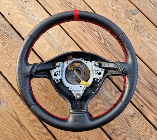 VOLANT CUIR NEUF VOLKSWAGEN VW GOLF IV 4 BORA PASSAT JETTA LEON rouge ...