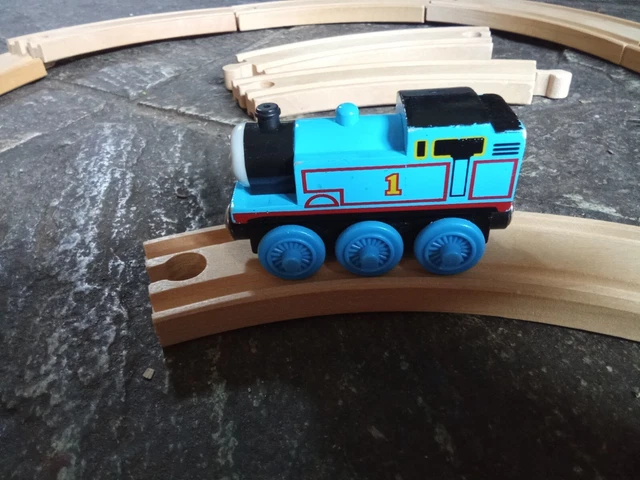 THOMAS THE TANK Engine - Wooden Engine - Number One - Blue - Mattel £5. ...