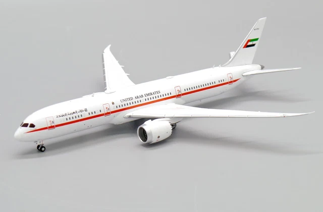 B787-9 DREAMLINER UAE Abu Dhabi Reg: A6-Pfe W/Antenna - Jcwings ...