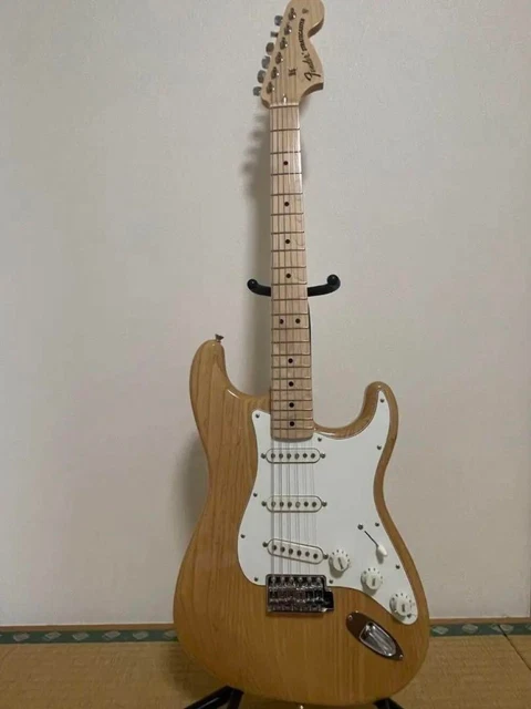 FENDER MADE IN Japan Tradizionale Anni 70 ST Confezione Sicura 008615K ...