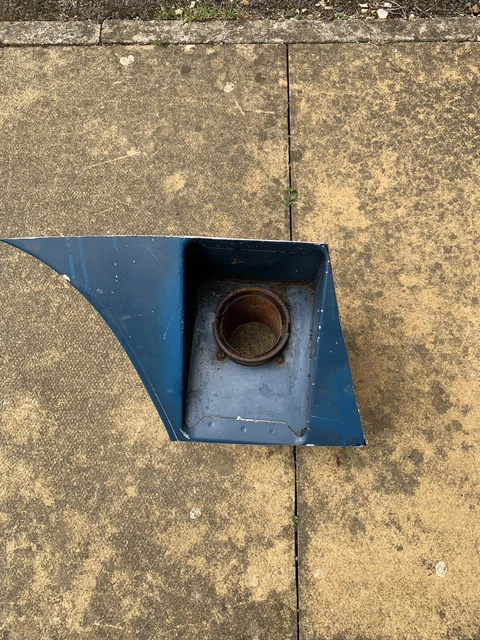 LAND ROVER DEFENDER Tub Fuel Filler Recess 90 110 130 200tdi 300tdi Cut ...