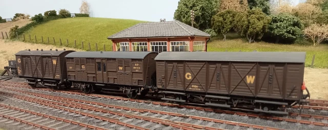 GWR 00 GAUGE fine scale kit built brown vehicles £200.00 - PicClick UK