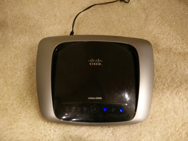 ROUTEUR CISCO LINKSYS E2000 AVEC ADAPTATEUR ET CORDON ETHERNET UTILISÉ ...