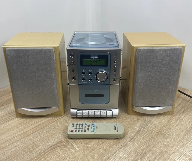 SANYO DA1000 Micro Component System CD Tape Deck & FM Radio Stereo Hi ...