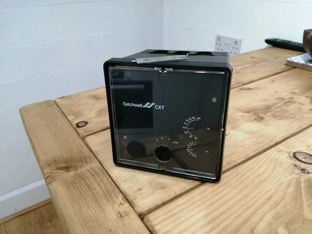 SATCHWELL CXT 4604 Temperature Controller - Heat Exchangers ...