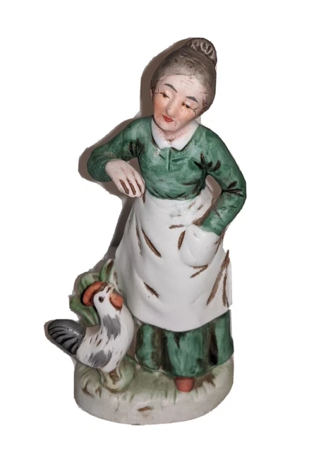 VINTAGE OLD LADY Figurine Feeding Chicken Apron Farm Animal 6" Table ...