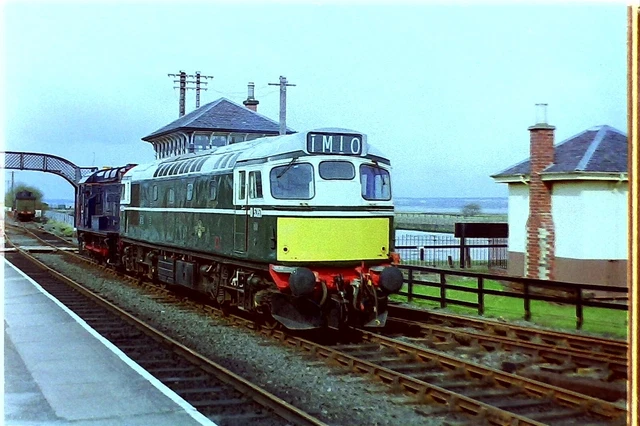 35MM RAILWAY COLOUR Negative Class 27 D5351 at Bo'ness £1.75 - PicClick UK