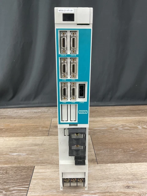 MITSUBISHI MDS-C1-V1-20 SERVO-ENTRAÎNEMENT servomoteur industriel AC ...