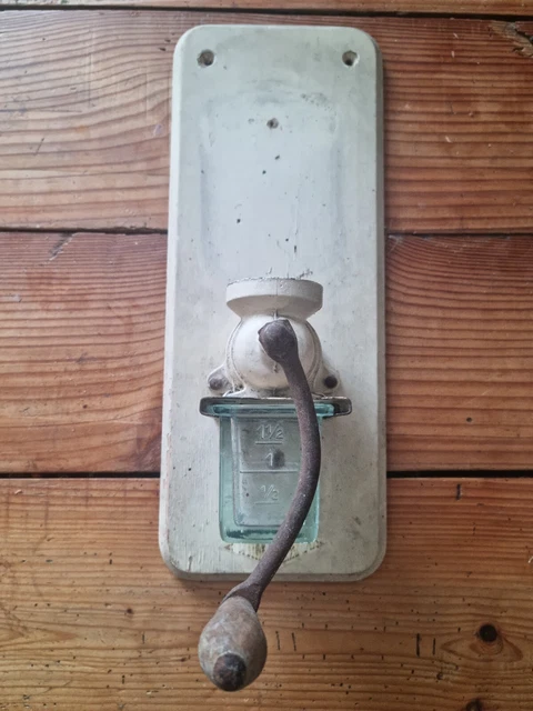 ALTE WANDKAFFEEMÜHLE, Ersatzteile Glasbehälter, Brett , Kurbel EUR 35,00 - PicClick DE