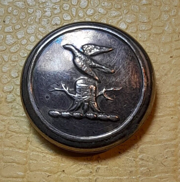 ANTIQUE LIVERY BUTTON family Bird Derbyshire small 16 mm ARMFIELD £13. ...