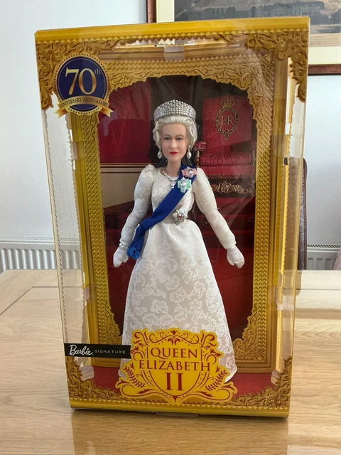 MATTEL QUEEN ELIZABETH II Platinum Jubilee Barbie Doll - BNIB £156.71 ...