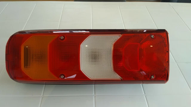 MERCEDES ACTROS MP4 Original Rückleuchte links A0035446103 EUR 45,00 ...