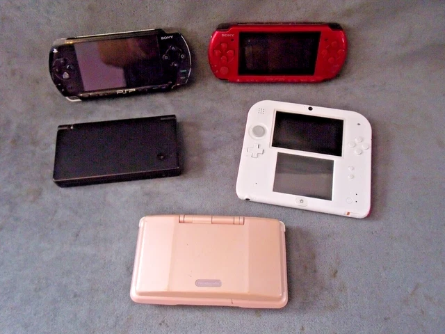 LOT CONSOLE NINTENDO DS + 2 DS +2 PSP SONY + nintendo sony A VOIR ...