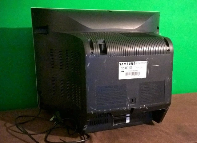 21 INCH SAMSUNG Plano CRT TV CZ-21A083N - Retro Gaming SCART AV(No ...