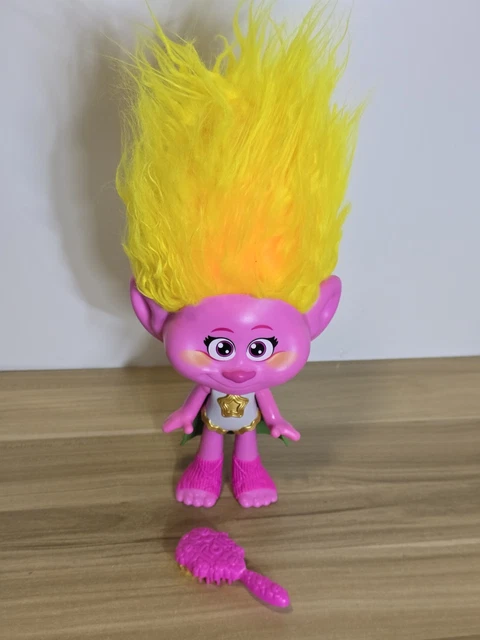 TROLLS BAND TOGETHER Rainbow HairTunes Viva Singing Doll With Lights ...
