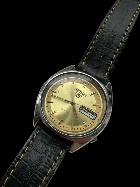 SEIKO 5 AUTOMATIC 1980s Gold Silver Black Vintage Watch Japan ...