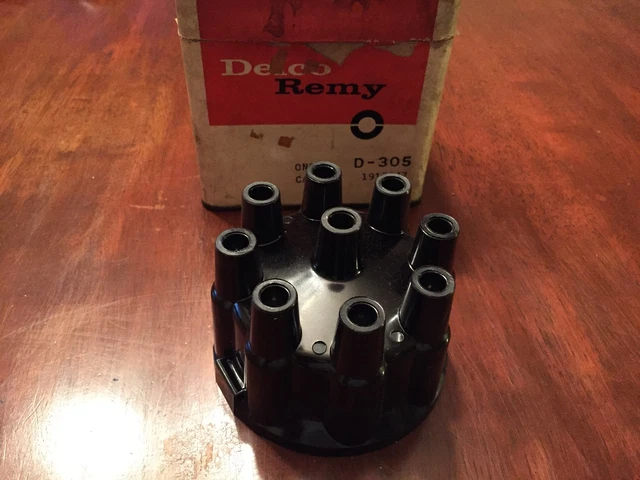NOS DELCO REMY D-305 Distributor Cap 55-61 Gm 1917247 Chevrolet Impala ...