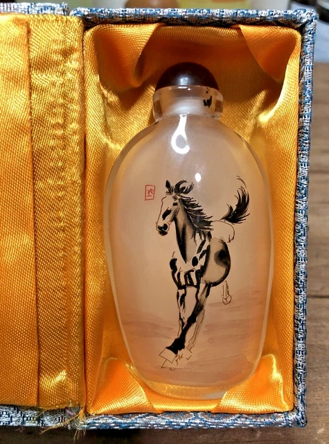 VINTAGE CHINESE REVERSE Hand Painted Snuff Perfume Bottle Horse ...