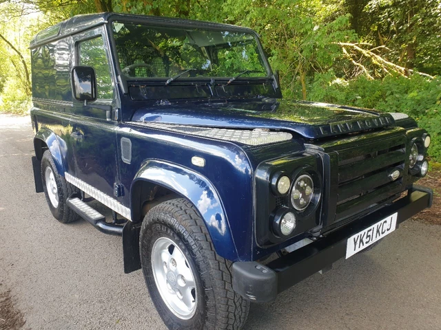 LAND ROVER DEFENDER 90 Td5 2001 Galvanised chassis Low miles £10,500.00 ...