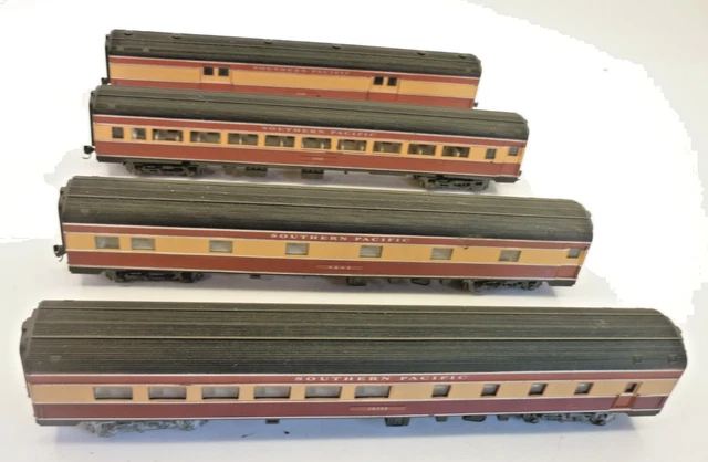4 X IHC HO gauge 72' CORRUGATED SIDE PASSENGER CARS - SOUTHERN PACIFIC ...
