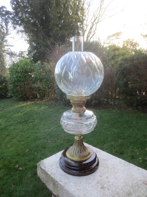 ANTIQUE CUT GLASS Oil Lamp Complete With Chimney & Optic Shade Shepards ...