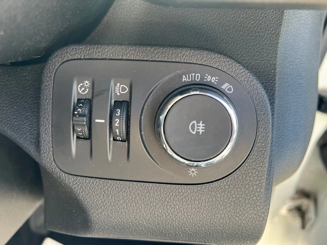 2020 VAUXHALL COMBO 2300 1.5 Turbo D 100ps H1 Edition Van PANEL VAN ...