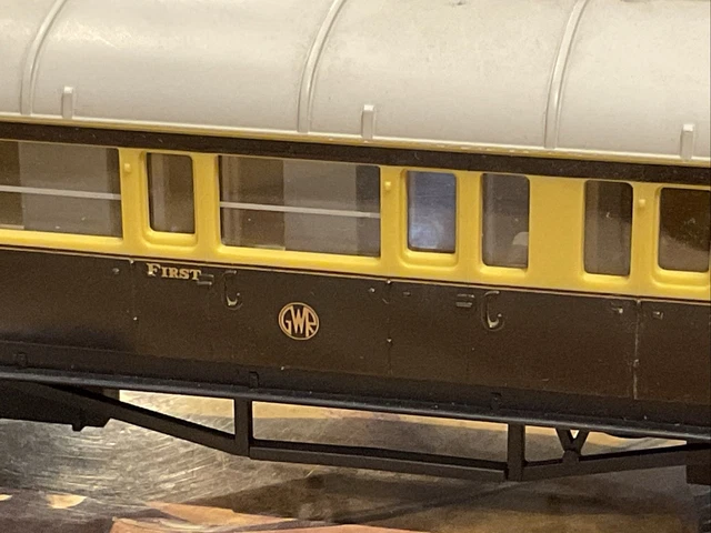 HORNBY GWR FIRST Class Coach £9.30 - PicClick UK