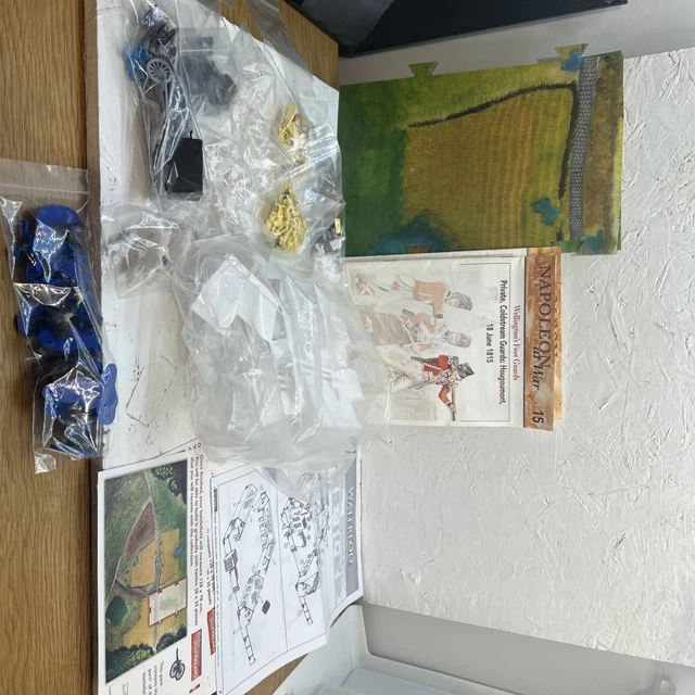 AIRFIX WATERLOO FARMHOUSE Model and figures - 1:72 Scale £45.00 ...