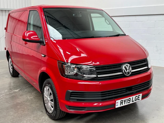 2019 VOLKSWAGEN TRANSPORTER T6 Trendline Dsg Swb T30 150Ps Euro 6 ...