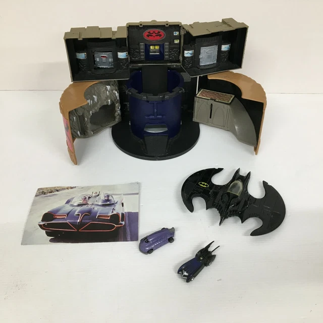 HASBRO KENNER BATMAN & ROBIN BATCAVE MICRO PLAYSET + ERTL BAT PLANE ...