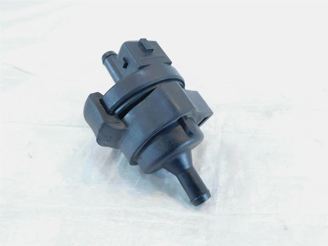 BMW K1200LT K1300 K1600GT R1150 RnineT S1000R Gas Fuel Tank Breather ...