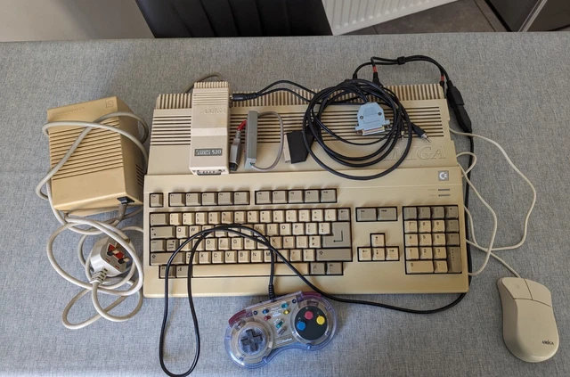 COMMODORE AMIGA 500 With Memory Expansion Plus 2 Joysticks In Working Condition. £119.99 ...