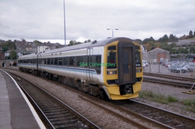 N6 6X4 PHOTO Class 158 158749 Newport £1.10 - PicClick UK