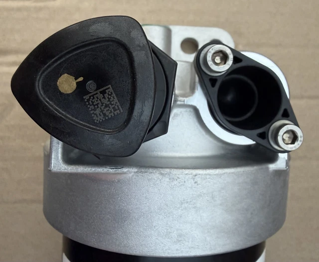 CUMMINS FLEETGUARD FS1098 Fuel Water Separator Assembly 5319680 New OEM ...