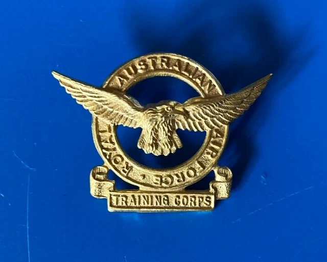 RAAF ROYAL AUSTRALIAN Air Force Training Corps Badge $40.00 - PicClick AU