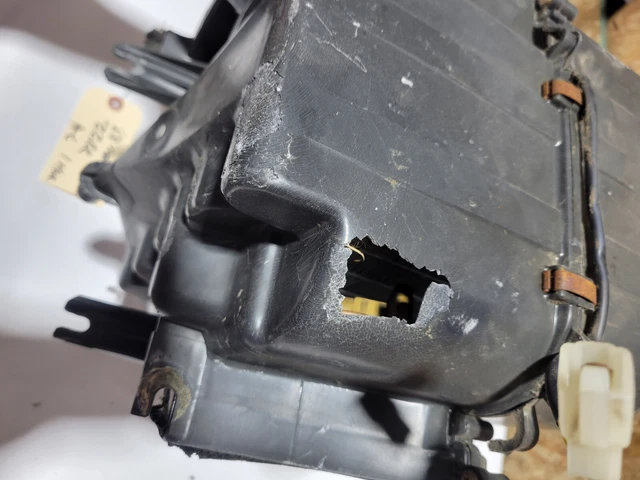 84-88 TOYOTA 4RUNNER AC AIR CONDITIONING Evaporator EVAP A/C HOUSING ...