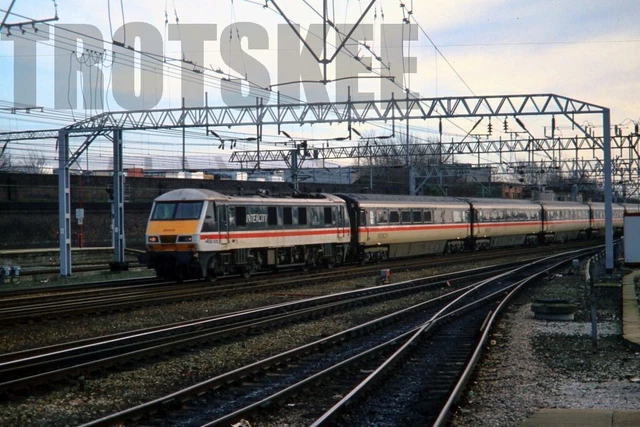 35MM SLIDE BR British Rail Electric Loco Class 90 90015 1995 Crewe ...