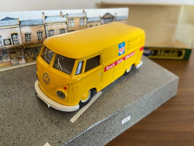 CORGI CLASSIC VOLKSWAGEN VW Van, Split Screen, Yellow, Bosch 1/43 ...