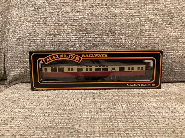MAINLINE RAILWAYS (NO. 937319) Auto Trailer Coach BR Crimson and Cream ...
