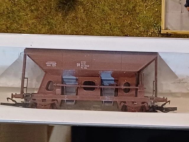 MODELLEISENBAHN SPUR TT, OVP, Schüttgutwagen DR, vom Werk gealtert EUR ...